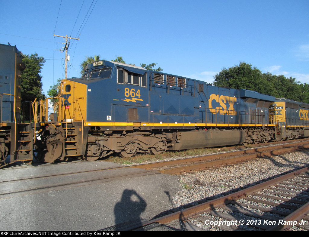 CSX 864